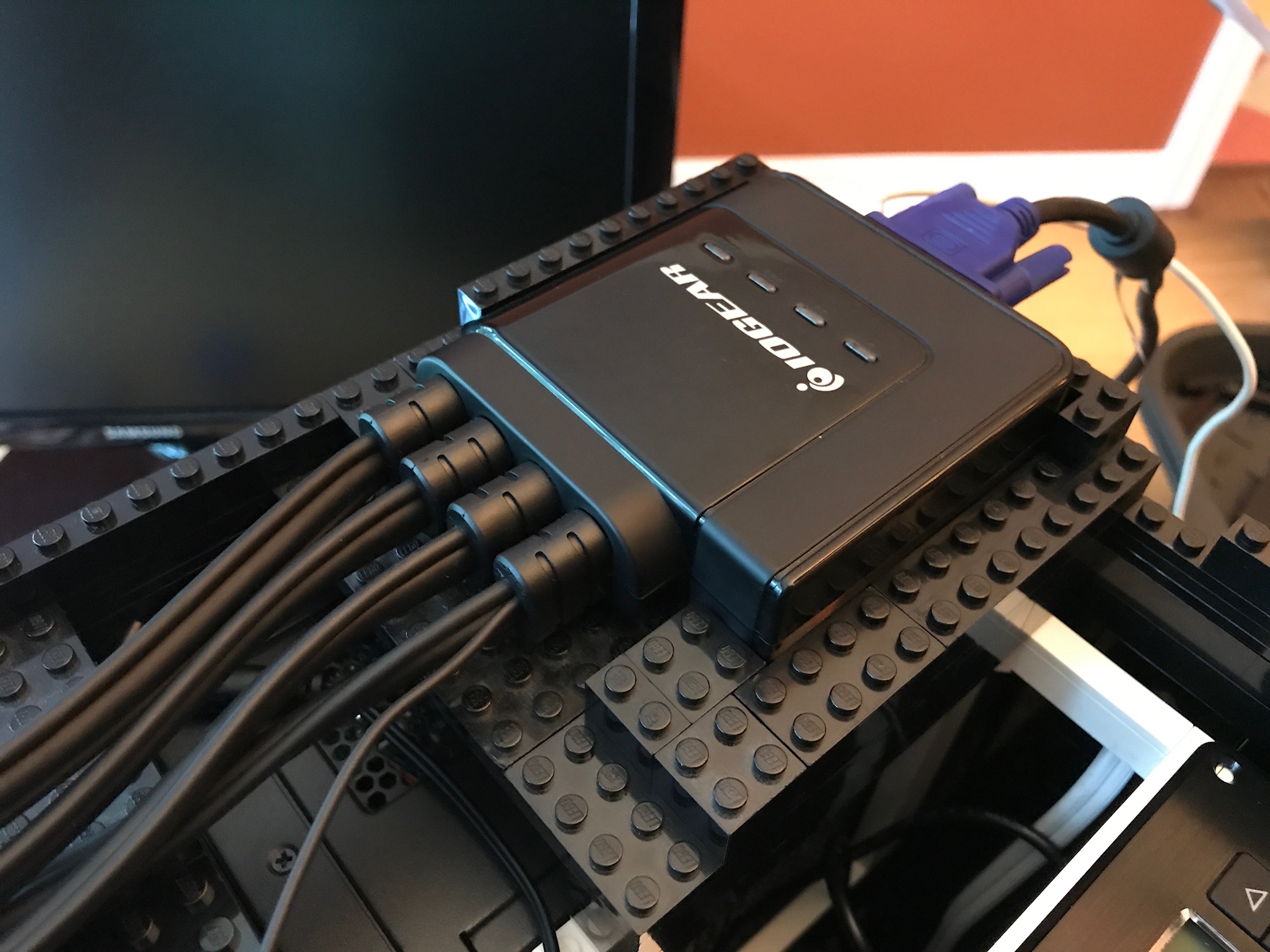 Clego_the_Lego-built_Spark_cluster_on_jgp_net_062_by_Jean_Georges ...